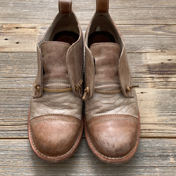 Freebird by Steven | Shoes | Freebird By Steven Mabel Taupe Leather Snakeskin Oxford Loafer Size ...